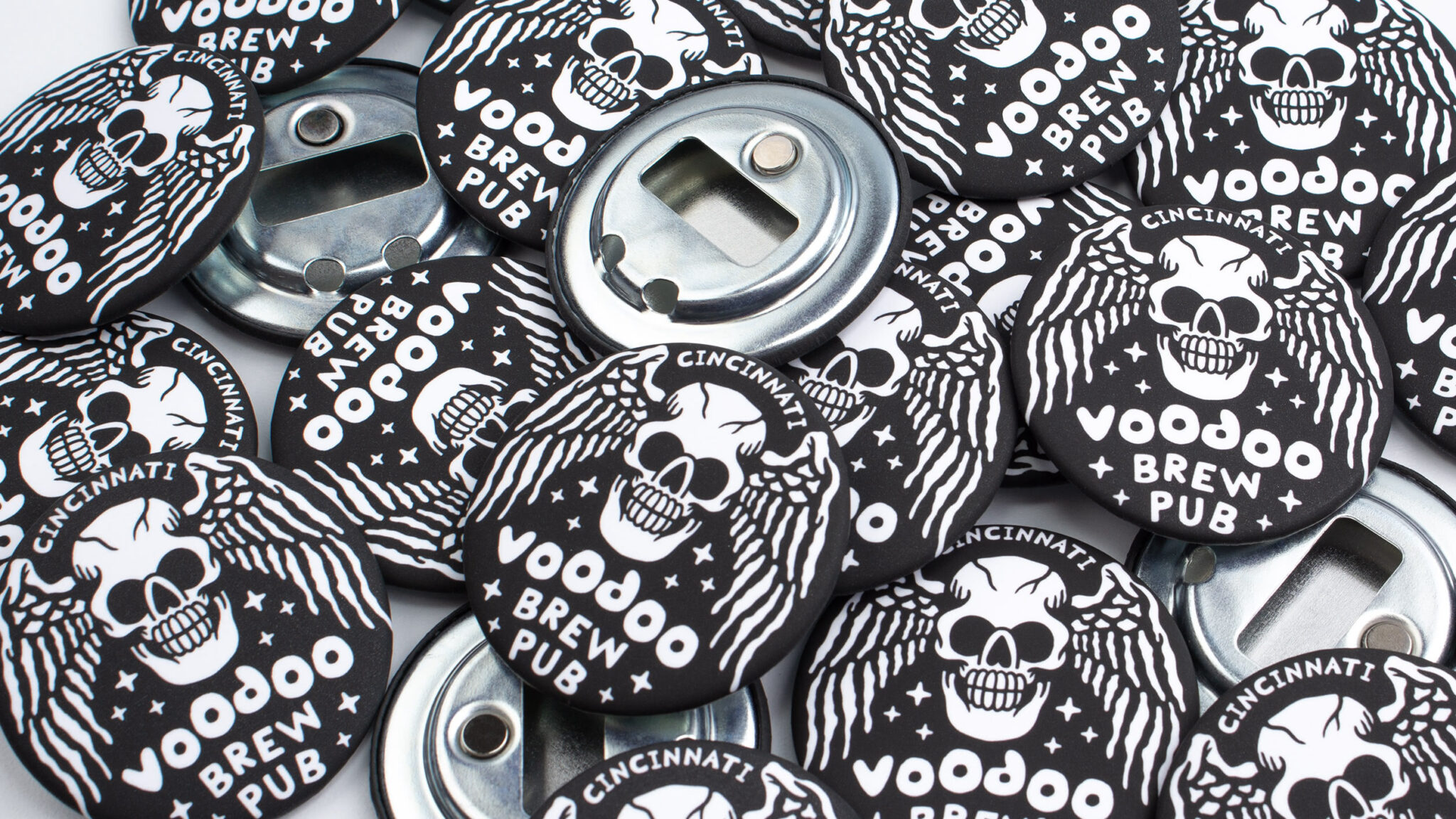 Custom Buttons, Custom Fridge Magnets - TheButtonPost.com